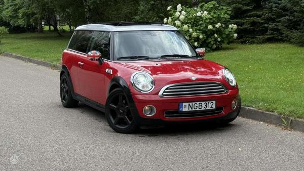 Sarkans MINI Clubman 2010 Viļņa, ar dzinēja tilpumu 1.60 L un nobraukumu 200 tūkst. km par 3950 €, foto 1 vietnē AUTOMOTO.COM.LV