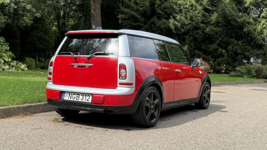 Sarkans MINI Clubman 2010 Viļņa, ar dzinēja tilpumu 1.60 L un nobraukumu 200 tūkst. km par 3950 €, foto 7 vietnē AUTOMOTO.COM.LV
