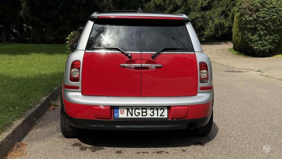 Sarkans MINI Clubman 2010 Viļņa, ar dzinēja tilpumu 1.60 L un nobraukumu 200 tūkst. km par 3950 €, foto 8 vietnē AUTOMOTO.COM.LV