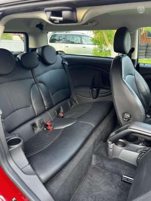Sarkans MINI Clubman 2011 Ukmergė, ar dzinēja tilpumu 1.60 L un nobraukumu 228 tūkst. km par 3350 €, foto 14 vietnē AUTOMOTO.COM.LV