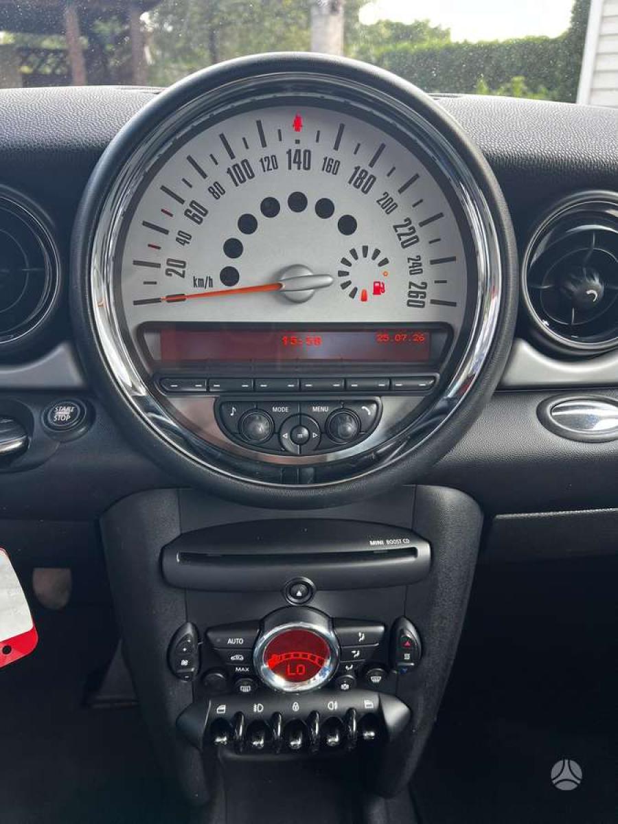 Sarkans MINI Clubman 2011 Ukmergė, ar dzinēja tilpumu 1.60 L un nobraukumu 228 tūkst. km par 3350 €, foto 16 vietnē AUTOMOTO.COM.LV