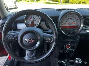 Sarkans MINI Clubman 2011 Ukmergė, ar dzinēja tilpumu 1.60 L un nobraukumu 228 tūkst. km par 3250 €, foto 21 vietnē AUTOMOTO.COM.LV