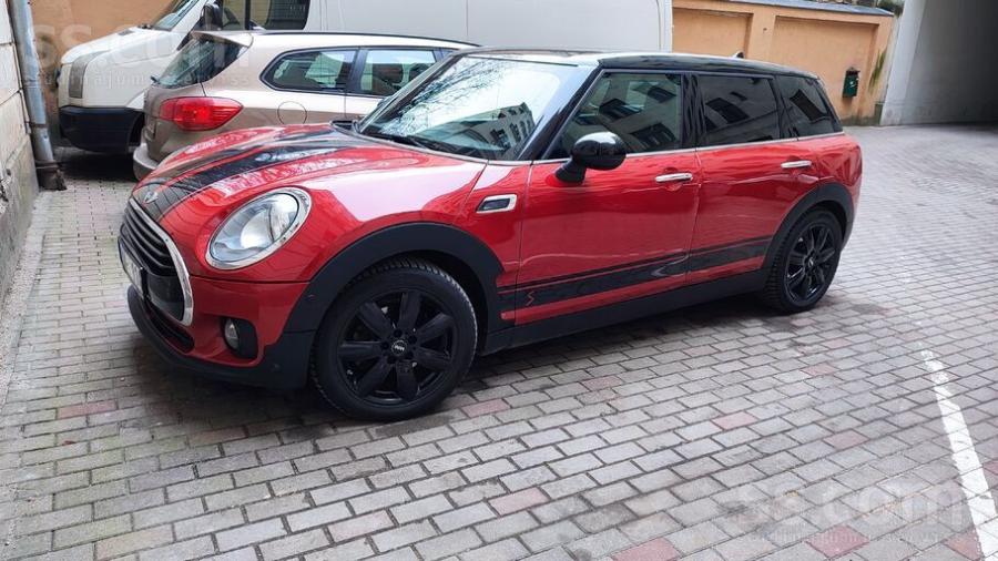 Red MINI Clubman 2016 in Riga, with an engine capacity of 2.00 L and mileage of 199 thousand km for 9500 €, photo 29 on AUTOMOTO.COM.LV