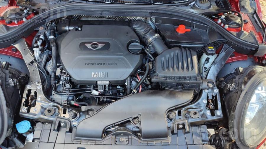Red MINI Clubman 2016 in Riga, with an engine capacity of 2.00 L and mileage of 199 thousand km for 9500 €, photo 30 on AUTOMOTO.COM.LV