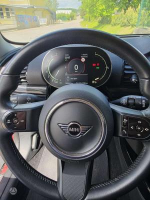Sarkans MINI Clubman 2023 Viļņa, ar dzinēja tilpumu 1.50 L un nobraukumu 189 tūkst. km par 15800 €, foto 10 vietnē AUTOMOTO.COM.LV