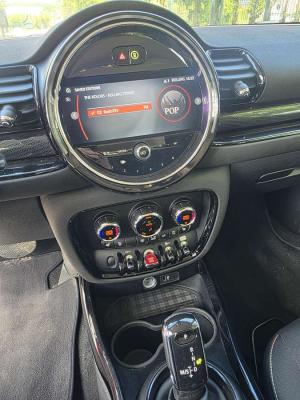 Sarkans MINI Clubman 2023 Viļņa, ar dzinēja tilpumu 1.50 L un nobraukumu 189 tūkst. km par 15800 €, foto 12 vietnē AUTOMOTO.COM.LV