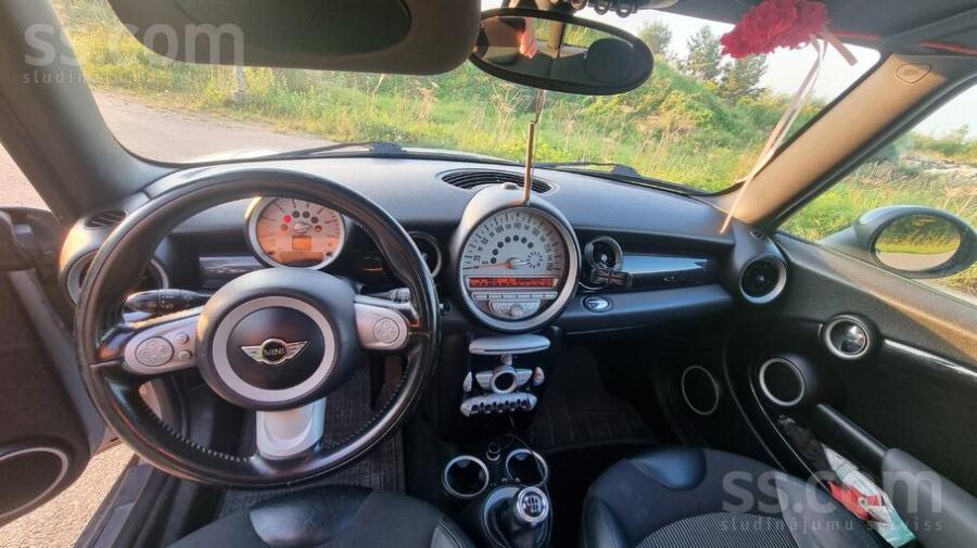 MINI Clubman 2008 in Tukums, with an engine capacity of 1.60 L and mileage of 306 thousand km for 3000 €, photo 5 on AUTOMOTO.COM.LV