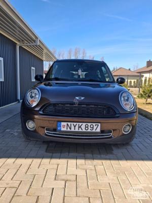 MINI Clubman 2009 in Siauliai, with an engine capacity of 16.00 L and mileage of 270 thousand km for 3300 €, photo 3 on AUTOMOTO.COM.LV