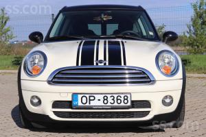 MINI Clubman 2009 in Riga, with an engine capacity of 1.60 L and mileage of 261 thousand km for 4450 €, photo 4 on AUTOMOTO.COM.LV