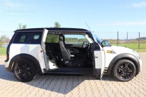 MINI Clubman 2009 in Riga, with an engine capacity of 1.60 L and mileage of 261 thousand km for 4450 €, photo 8 on AUTOMOTO.COM.LV