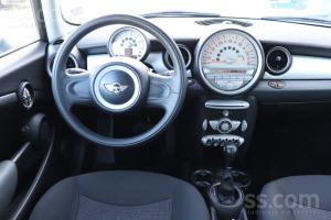 MINI Clubman 2009 in Riga, with an engine capacity of 1.60 L and mileage of 261 thousand km for 4450 €, photo 26 on AUTOMOTO.COM.LV