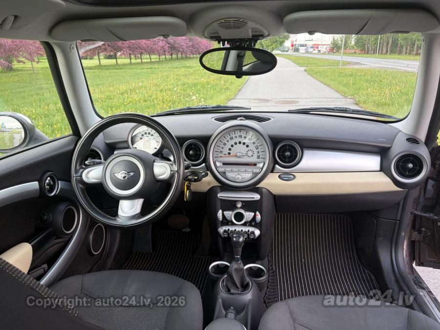 MINI Clubman 2010 in Viljandi, with an engine capacity of 1.60 L and mileage of 165 thousand km for 5890 €, photo 6 on AUTOMOTO.COM.LV