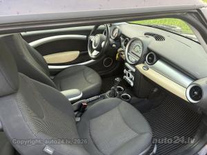 MINI Clubman 2010 in Viljandi, with an engine capacity of 1.60 L and mileage of 165 thousand km for 5890 €, photo 7 on AUTOMOTO.COM.LV
