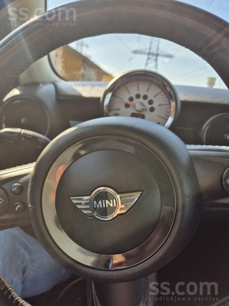 Balts MINI Clubman 2012 Rīga, ar dzinēja tilpumu 2.00 L un nobraukumu 177 tūkst. km par 6750 €, foto 25 vietnē AUTOMOTO.COM.LV