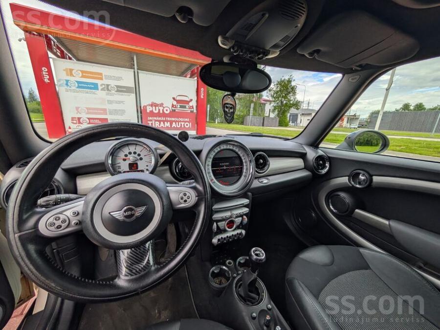 Balts MINI Clubman 2007 Jelgava, ar dzinēja tilpumu 1.60 L un nobraukumu 348 tūkst. km par 2700 €, foto 5 vietnē AUTOMOTO.COM.LV