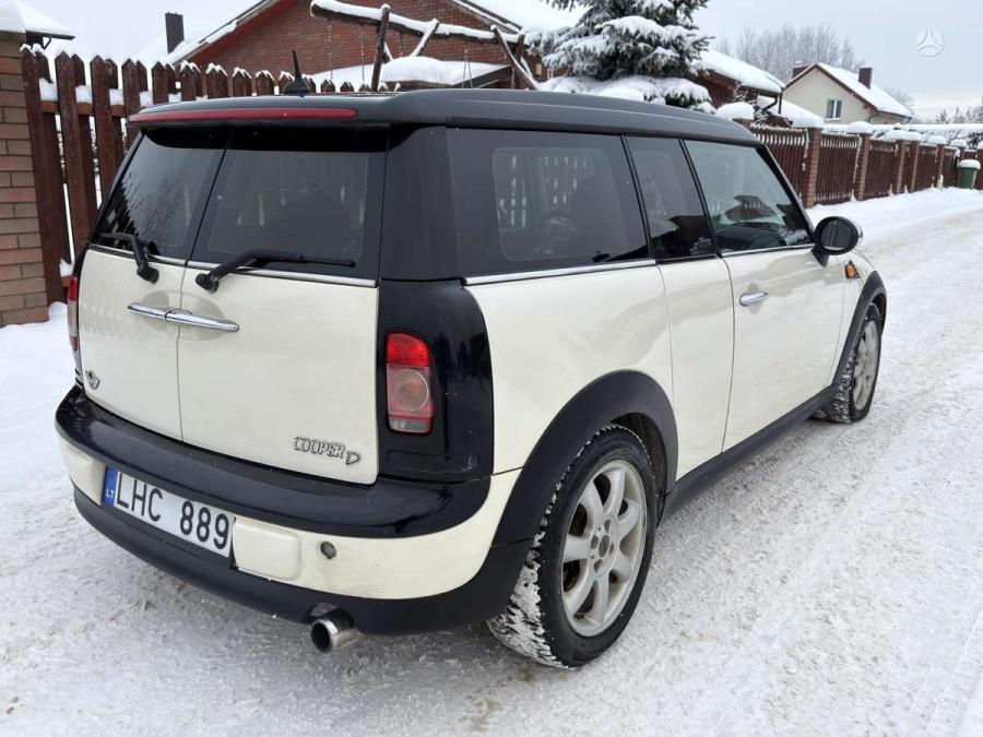 White MINI Clubman 2008 in Vilnius, with an engine capacity of 1.60 L and mileage of 251 thousand km for 2000 €, photo 6 on AUTOMOTO.COM.LV
