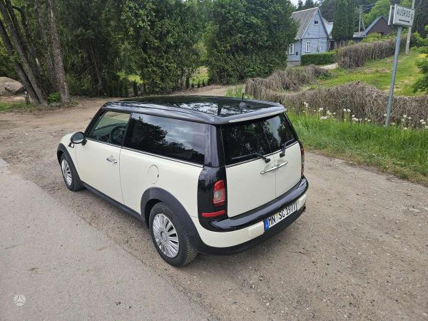 White MINI Clubman 2008 in Prienai, with an engine capacity of 1.60 L and mileage of 289 thousand km for 2250 €, photo 3 on AUTOMOTO.COM.LV