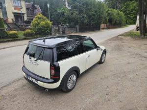 White MINI Clubman 2008 in Prienai, with an engine capacity of 1.60 L and mileage of 289 thousand km for 2250 €, photo 6 on AUTOMOTO.COM.LV