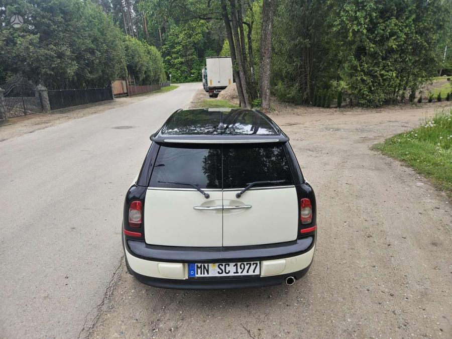 White MINI Clubman 2008 in Prienai, with an engine capacity of 1.60 L and mileage of 289 thousand km for 2250 €, photo 7 on AUTOMOTO.COM.LV