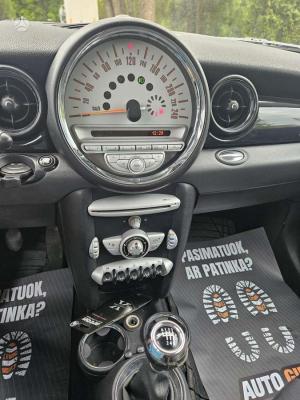 White MINI Clubman 2008 in Prienai, with an engine capacity of 1.60 L and mileage of 289 thousand km for 2250 €, photo 9 on AUTOMOTO.COM.LV