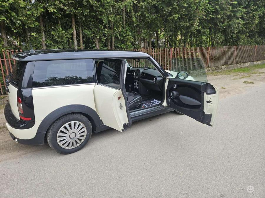 White MINI Clubman 2008 in Prienai, with an engine capacity of 1.60 L and mileage of 289 thousand km for 2250 €, photo 14 on AUTOMOTO.COM.LV