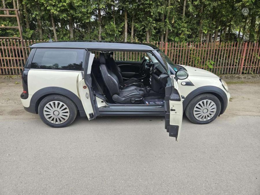 White MINI Clubman 2008 in Prienai, with an engine capacity of 1.60 L and mileage of 289 thousand km for 2250 €, photo 15 on AUTOMOTO.COM.LV
