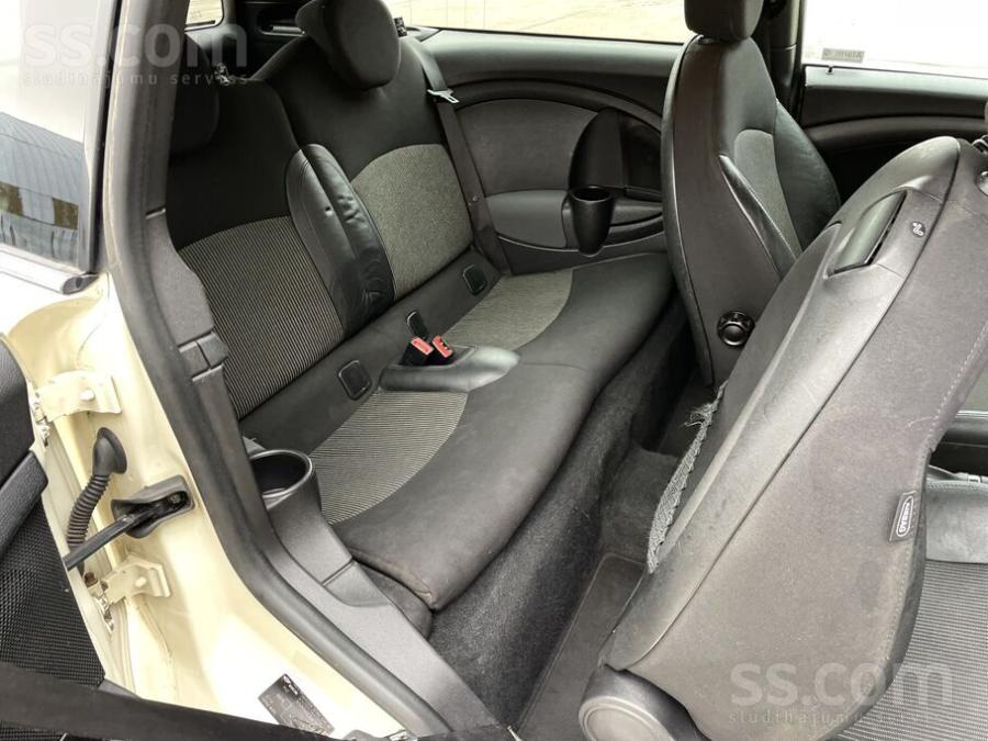 Balts MINI Clubman 2008 Rīga, ar dzinēja tilpumu 1.60 L un nobraukumu 263 tūkst. km par 3490 €, foto 23 vietnē AUTOMOTO.COM.LV