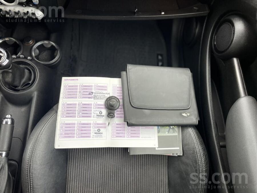 Balts MINI Clubman 2008 Rīga, ar dzinēja tilpumu 1.60 L un nobraukumu 263 tūkst. km par 3490 €, foto 31 vietnē AUTOMOTO.COM.LV