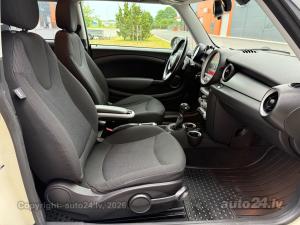 White MINI Clubman 2008 in Kuressaare, with an engine capacity of 1.60 L and mileage of 186 thousand km for 3990 €, photo 17 on AUTOMOTO.COM.LV