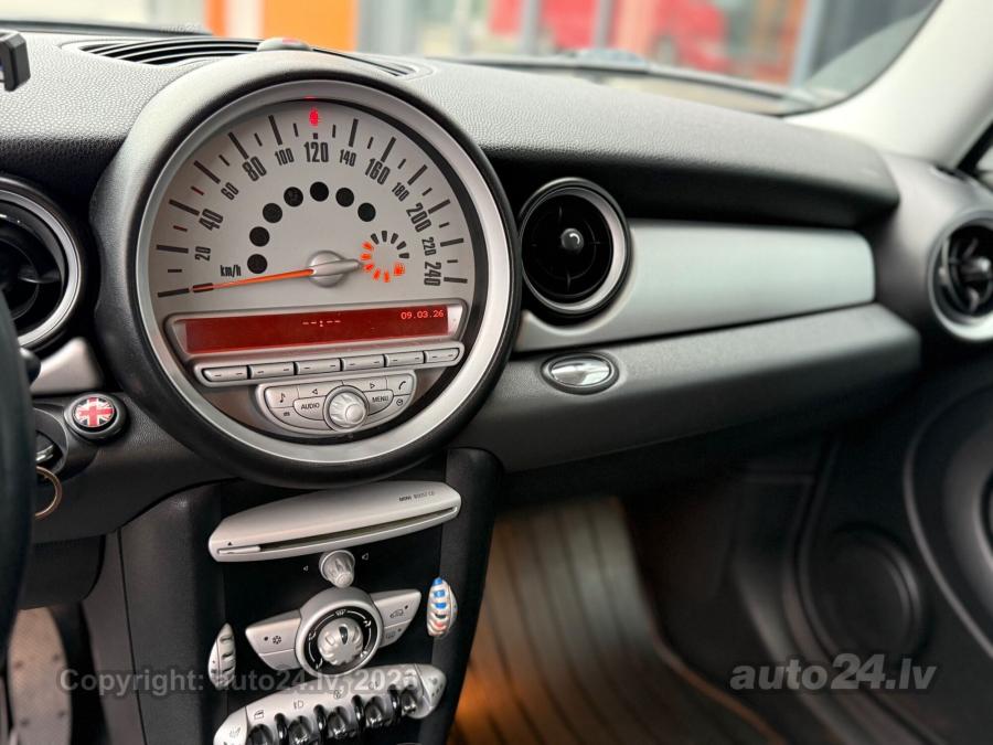 White MINI Clubman 2008 in Kuressaare, with an engine capacity of 1.60 L and mileage of 186 thousand km for 3990 €, photo 20 on AUTOMOTO.COM.LV