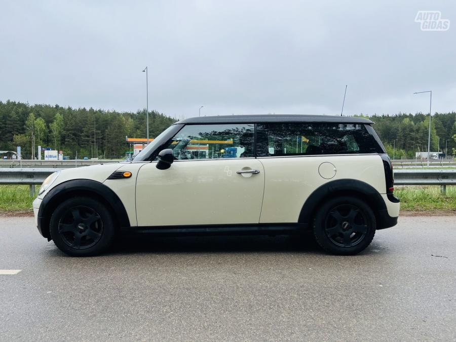 White MINI Clubman 2009 in Vilnius, with an engine capacity of 1.50 L and mileage of 110 thousand km for 3099 €, photo 4 on AUTOMOTO.COM.LV