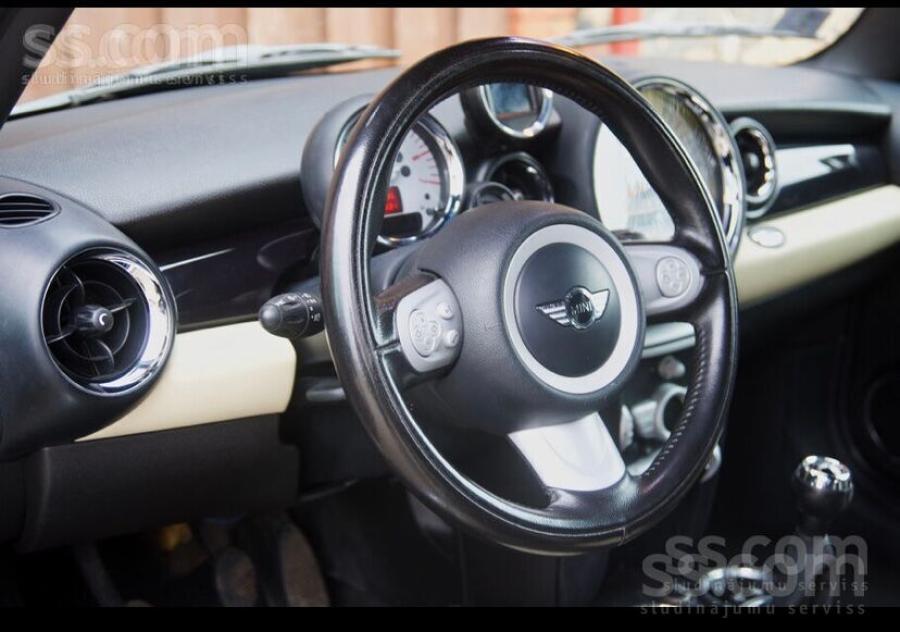Balts MINI Clubman 2011 Rīga, ar dzinēja tilpumu 1.60 L un nobraukumu 220 tūkst. km par 4500 €, foto 10 vietnē AUTOMOTO.COM.LV