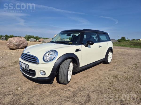 Balts MINI Clubman 2012 Daugavpils, ar dzinēja tilpumu 2.00 L un nobraukumu 172 tūkst. km par 6500 €, foto 1 vietnē AUTOMOTO.COM.LV