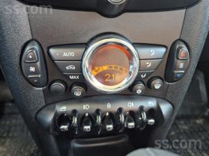 White MINI Clubman 2012 in Daugavpils, with an engine capacity of 2.00 L and mileage of 174 thousand km for 6750 €, photo 15 on AUTOMOTO.COM.LV