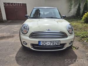 White MINI Clubman 2012 in Daugavpils, with an engine capacity of 2.00 L and mileage of 174 thousand km for 6750 €, photo 35 on AUTOMOTO.COM.LV