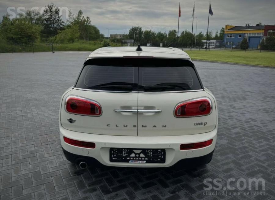 White MINI Clubman 2017 in Telschi, with an engine capacity of 1.50 L and mileage of 184 thousand km for 7299 €, photo 10 on AUTOMOTO.COM.LV