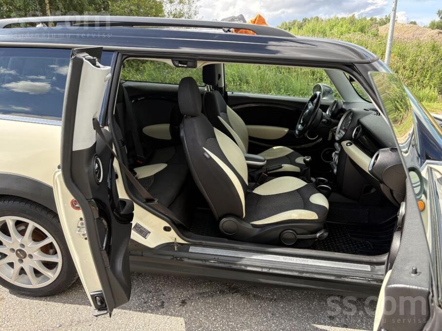 Dzeltens MINI Clubman 2009 Tukums, ar dzinēja tilpumu 1.60 L un nobraukumu 190 tūkst. km par 3490 €, foto 12 vietnē AUTOMOTO.COM.LV