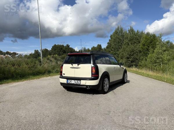 Dzeltens MINI Clubman 2009 Tukums, ar dzinēja tilpumu 1.60 L un nobraukumu 190 tūkst. km par 3490 €, foto 8 vietnē AUTOMOTO.COM.LV