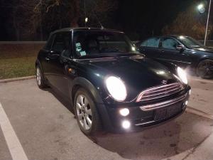 Black MINI Cooper 2005 in Kaunas, with an engine capacity of 1.60 L and mileage of 157 thousand km for 2790 €, photo 4 on AUTOMOTO.COM.LV