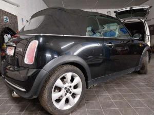 Black MINI Cooper 2005 in Kaunas, with an engine capacity of 1.60 L and mileage of 157 thousand km for 2790 €, photo 5 on AUTOMOTO.COM.LV