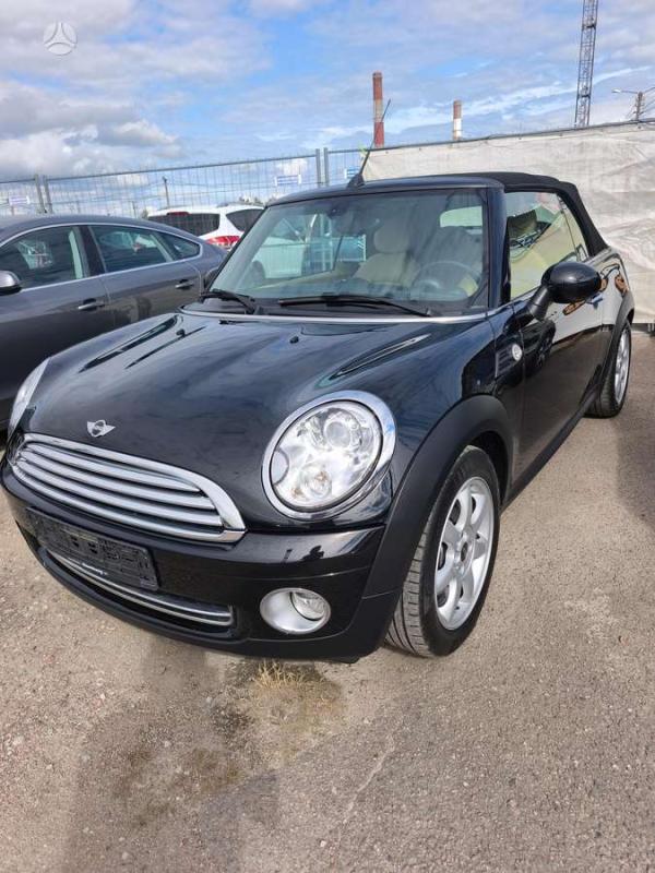 Melns MINI Cooper 2010 Kauņa, ar dzinēja tilpumu 1.60 L un nobraukumu 111 tūkst. km par 4450 €, foto 1 vietnē AUTOMOTO.COM.LV