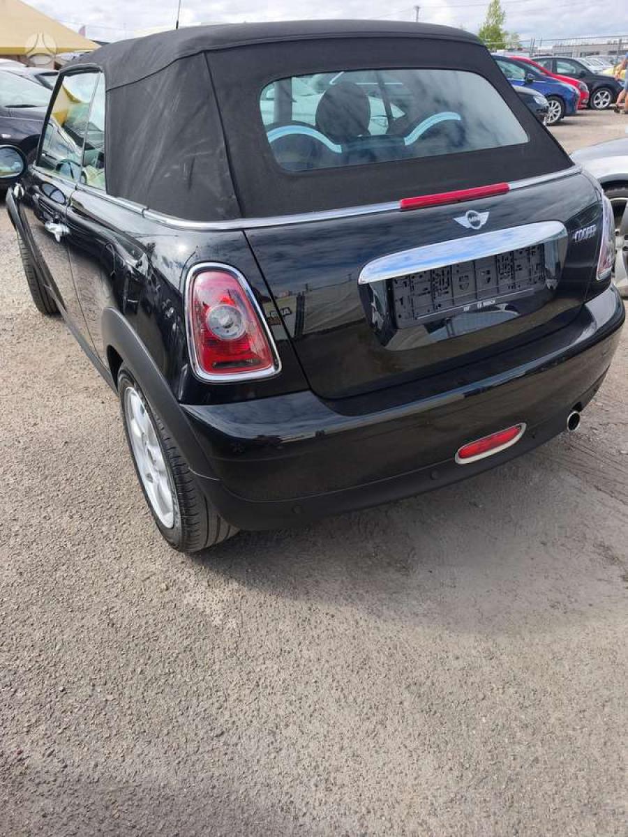 Melns MINI Cooper 2010 Kauņa, ar dzinēja tilpumu 1.60 L un nobraukumu 111 tūkst. km par 4450 €, foto 8 vietnē AUTOMOTO.COM.LV