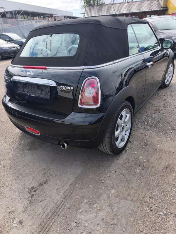 Melns MINI Cooper 2010 Kauņa, ar dzinēja tilpumu 1.60 L un nobraukumu 111 tūkst. km par 4450 €, foto 10 vietnē AUTOMOTO.COM.LV