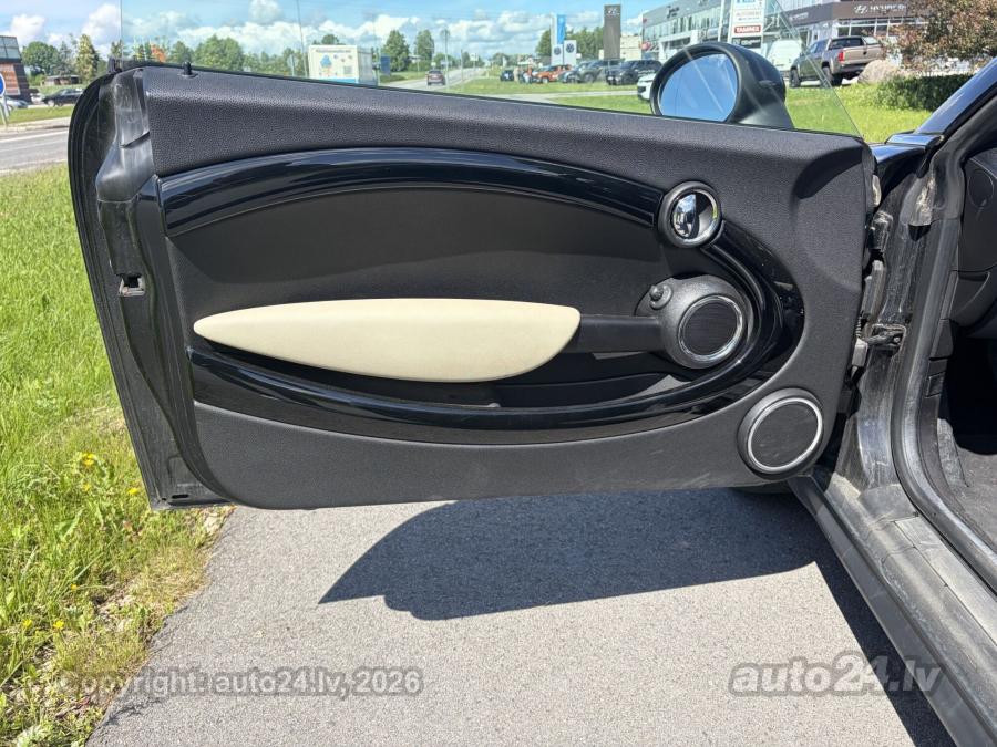 Melns MINI Cooper 2012 Viljandi, ar dzinēja tilpumu 1.60 L un nobraukumu 178 tūkst. km par 6390 €, foto 26 vietnē AUTOMOTO.COM.LV