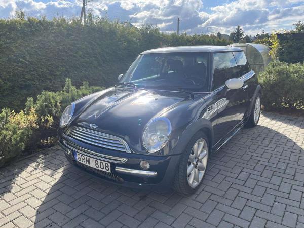 Melns MINI Cooper 2003 Kauņa, ar dzinēja tilpumu 1.60 L un nobraukumu 270 tūkst. km par 1400 €, foto 2 vietnē AUTOMOTO.COM.LV