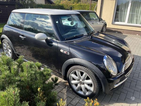Melns MINI Cooper 2003 Kauņa, ar dzinēja tilpumu 1.60 L un nobraukumu 270 tūkst. km par 1400 €, foto 6 vietnē AUTOMOTO.COM.LV