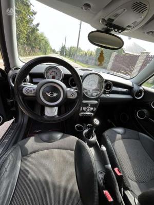 Black MINI Cooper 2006 in Kedainiai, with an engine capacity of 1.60 L and mileage of 210 thousand km for 2450 €, photo 21 on AUTOMOTO.COM.LV