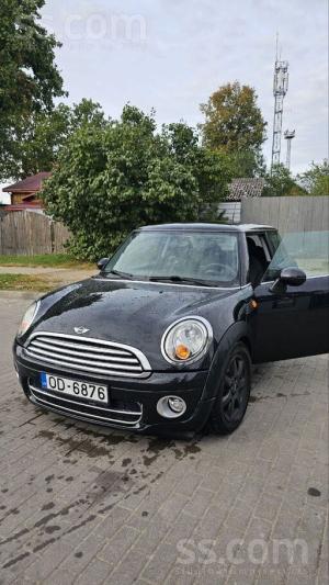 Melns MINI Cooper 2009 Rēzekne, ar dzinēja tilpumu 1.60 L un nobraukumu 364 tūkst. km par 2700 €, foto  vietnē AUTOMOTO.COM.LV