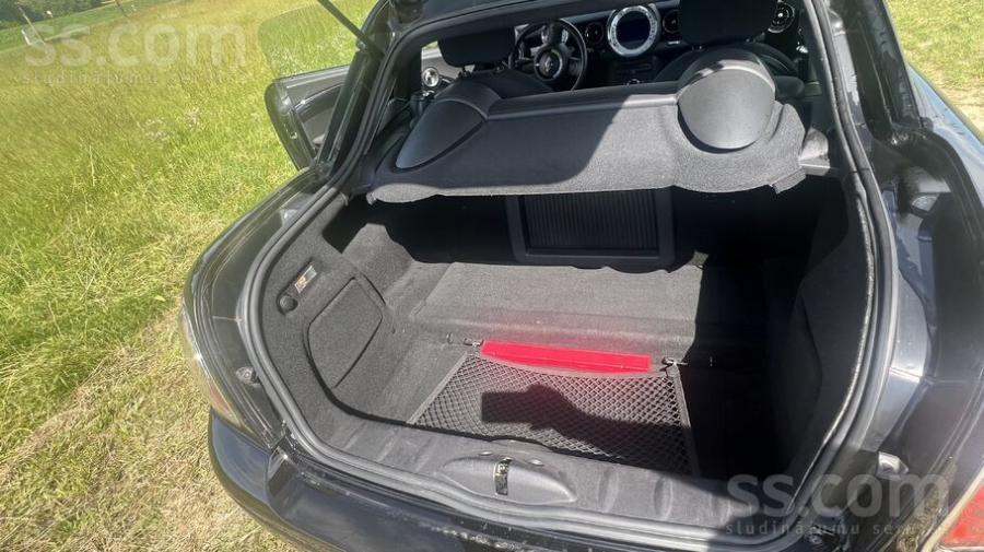 Melns MINI Cooper 2013 Jelgava, ar dzinēja tilpumu 1.60 L un nobraukumu 84 tūkst. km par 9300 €, foto 17 vietnē AUTOMOTO.COM.LV