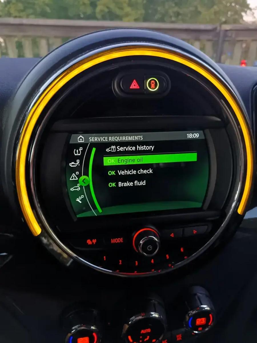 Melns MINI Cooper 2020 Ventspils, ar dzinēja tilpumu 1.50 L un nobraukumu 172 tūkst. km par 10500 €, foto 16 vietnē AUTOMOTO.COM.LV